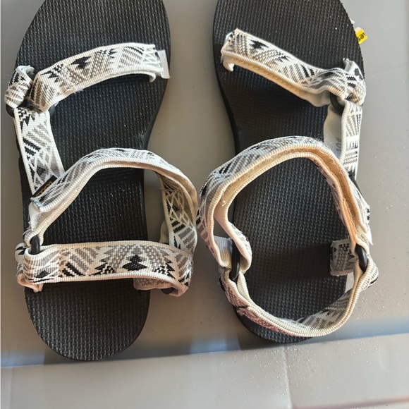 Teva | Shoes | Black And White Patterned Sandals Teva Sandals | Poshmark